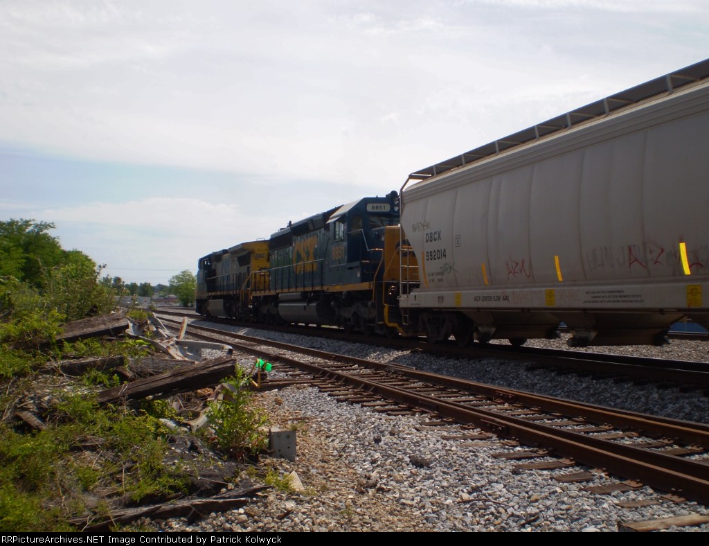 CSX 8851
